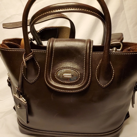 Dooney & Bourke | Bags | Authentic Dooney Satchel | Poshmark